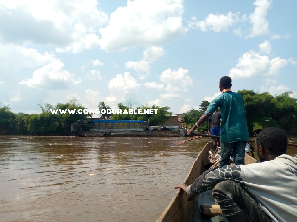 Sankuru: Une baleinière brûle avec sa cargaison - Congo Durable